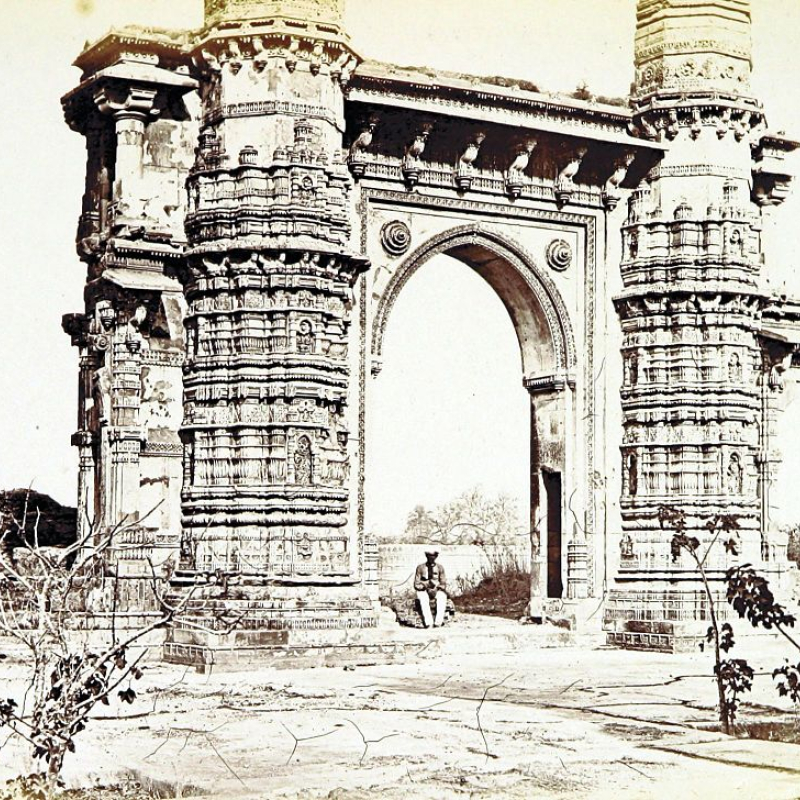 The Shaking Minarets of Ahmedabad | Sahapedia